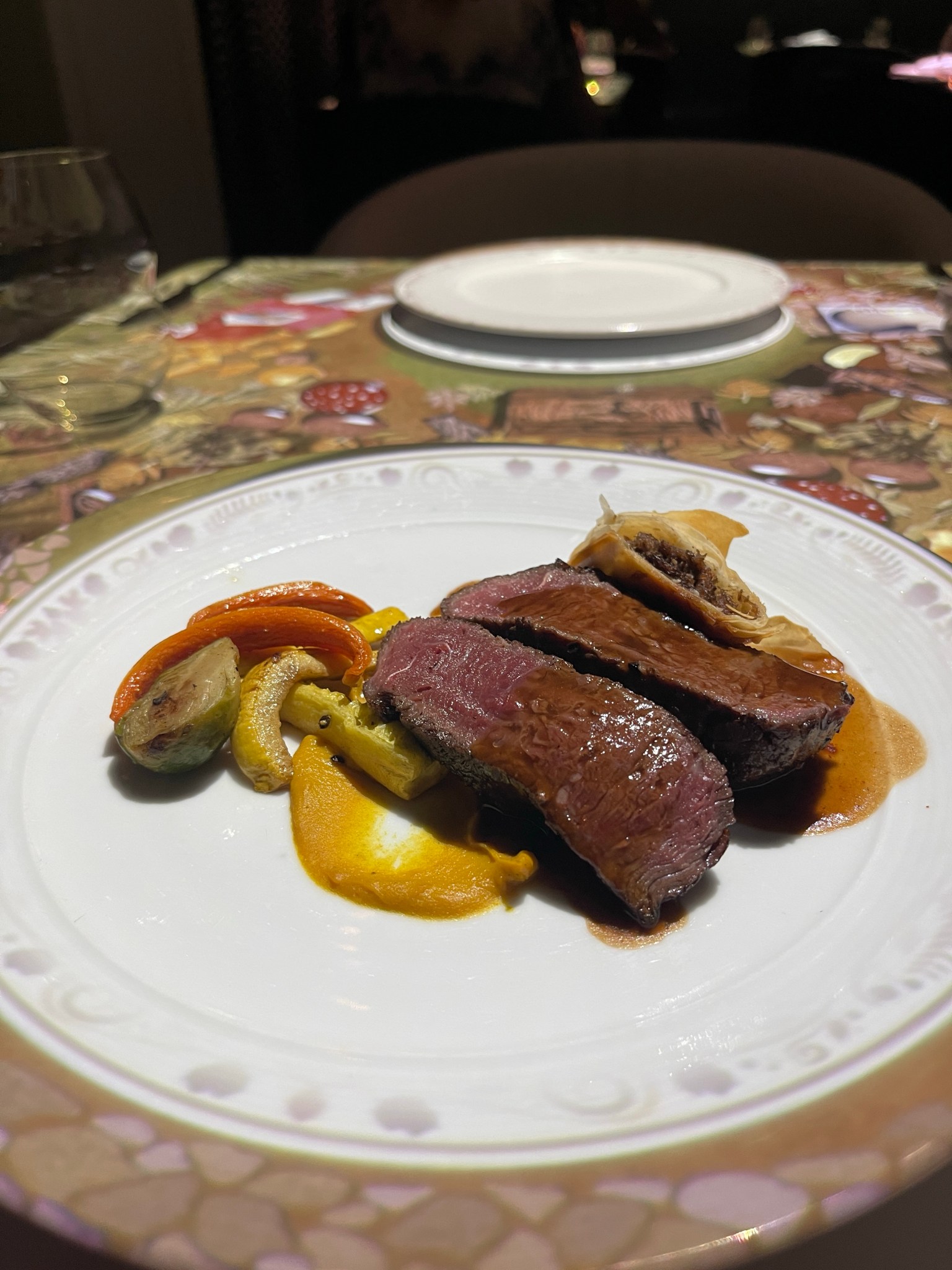 5 reasons to eat at Le Petit Chef on your next Celebrity Cruise – Lois ...
